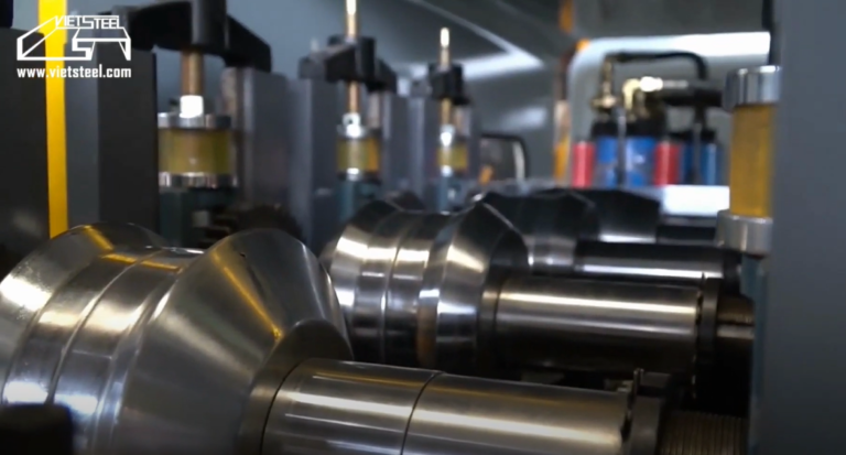 Exploring the components and their function in a roll forming machine ...