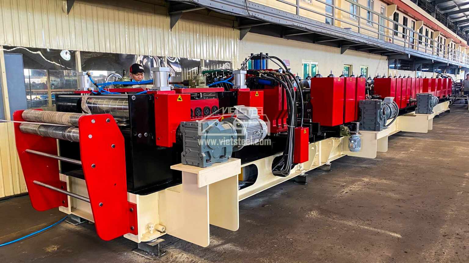 Year-End Roll Forming Machine Specials: Crafting Success for the New Year!